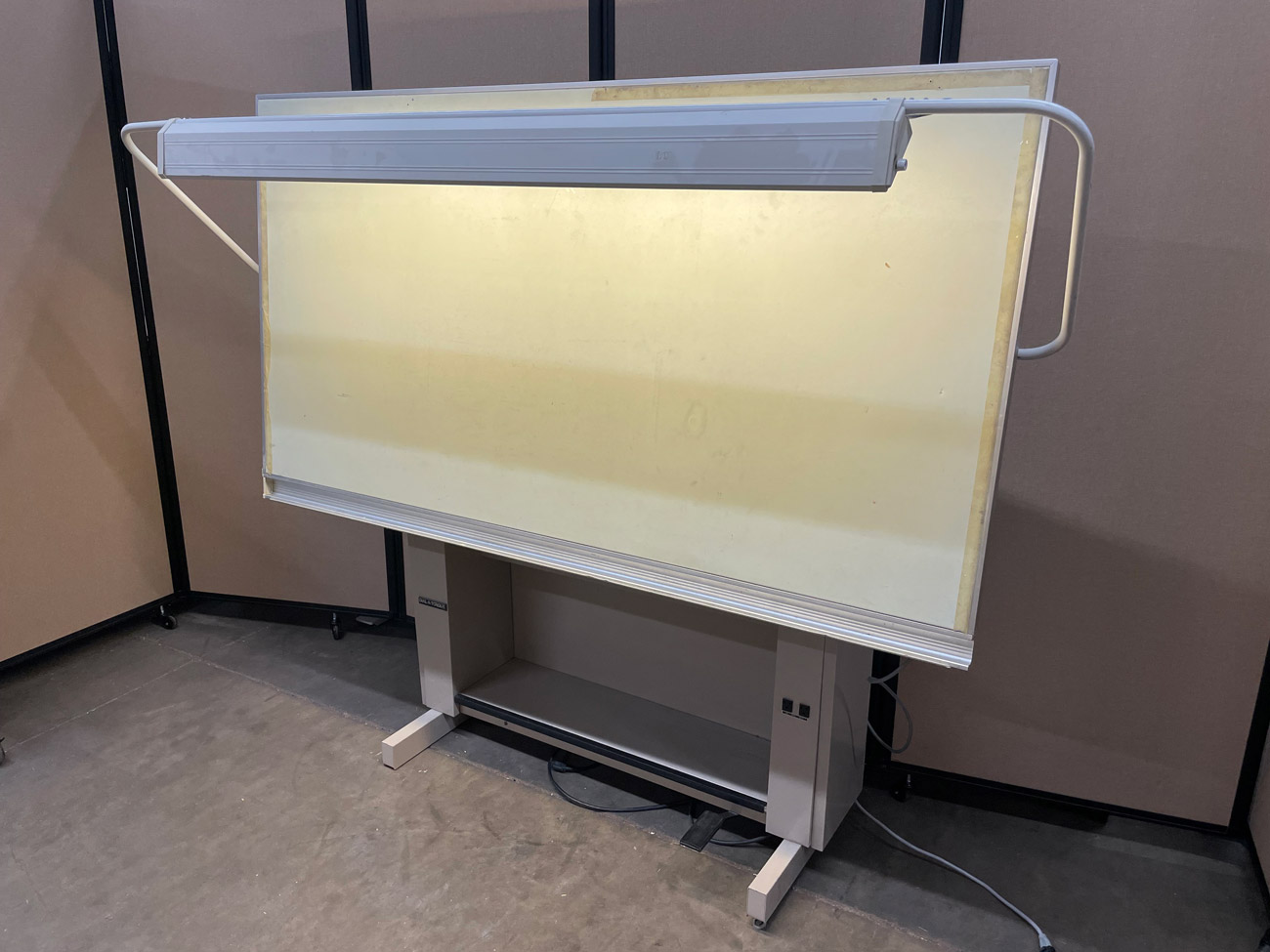 Used Hamilton Dial-A-Torque Drafting Table With Light 200109